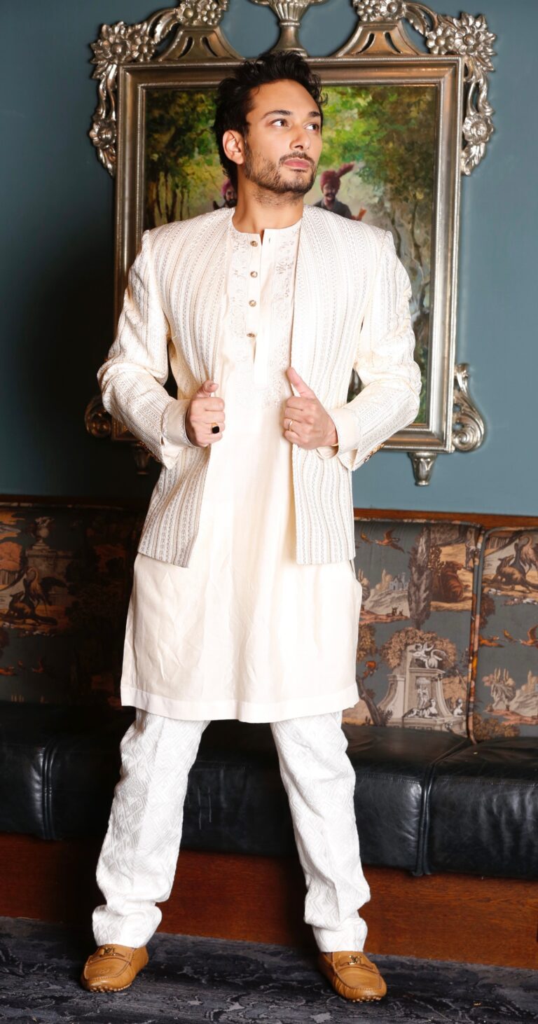 The World of RAGHAV MATHUR – Grazia Pakistan